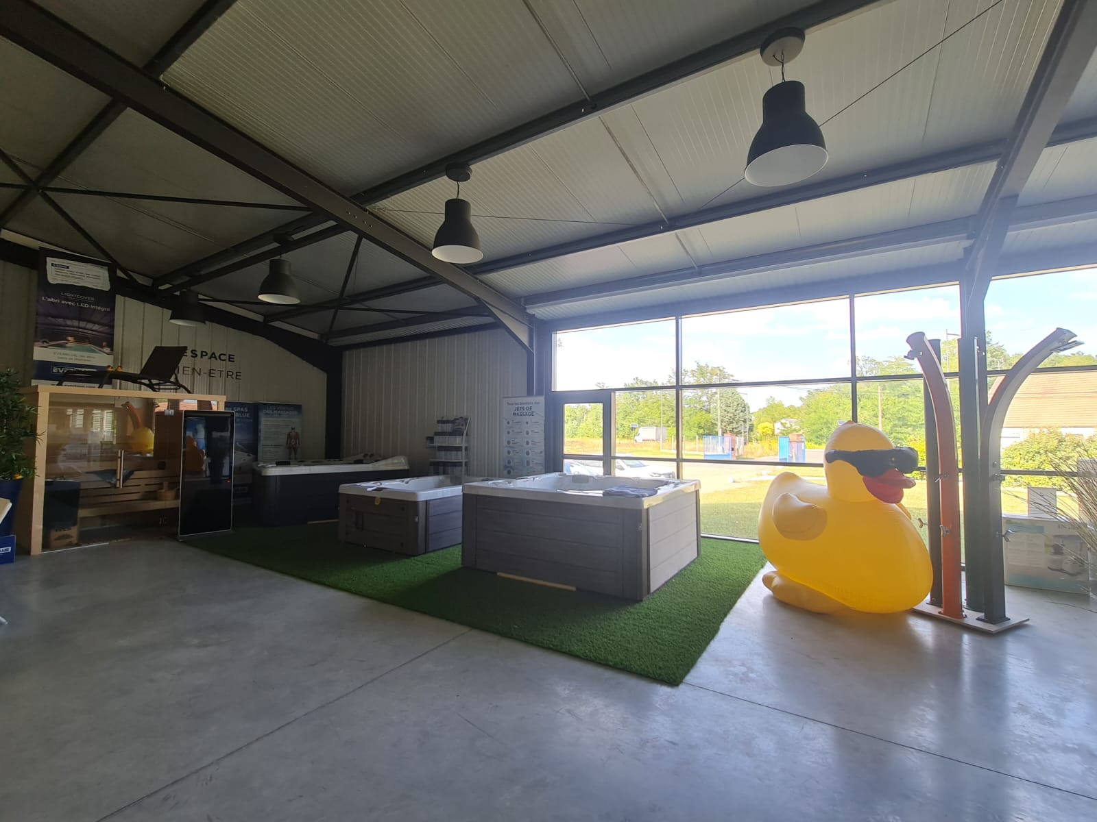 UNIVERS PISCINE - Revendeur SPA WPI